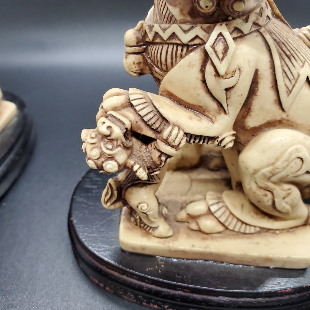 Foo Dogs – GasLamp Antiques
